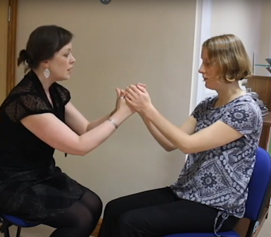 An introduction to the Canaan Barrie On Body Sign System | Sight Scotland